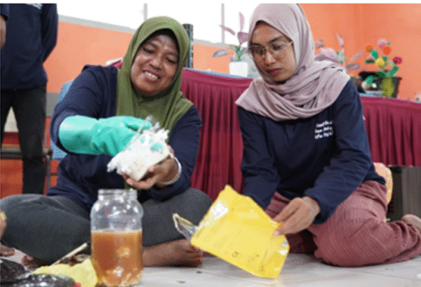 Empowering Women through Waste Management Training in Ay-Rhun MPA ...